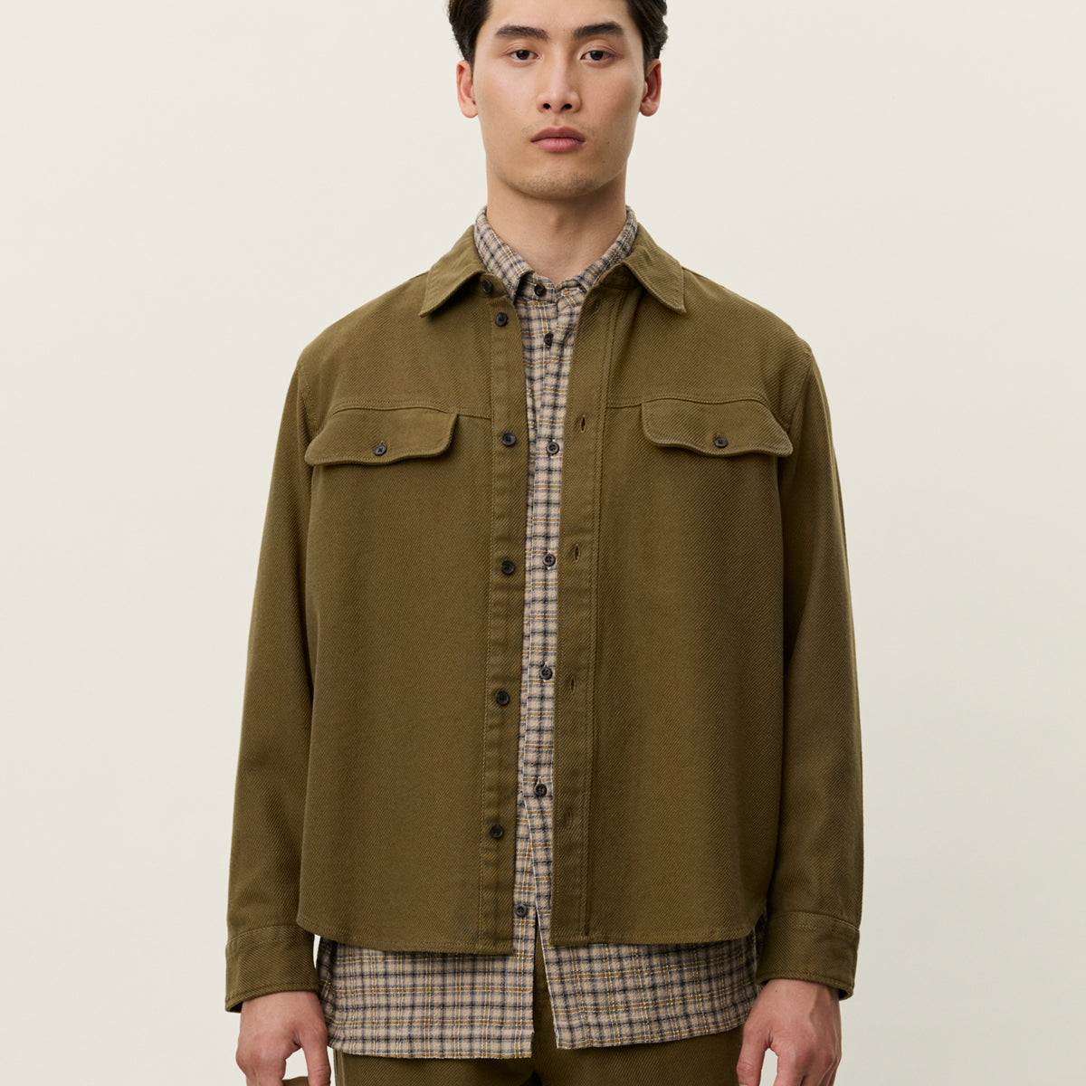Les Deux Luciano Structured Overshirt - Military Olive – Sloane Boutique